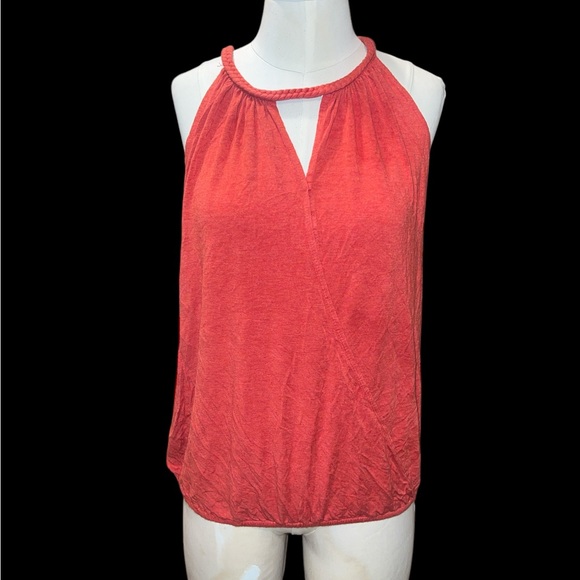 Max Studio | Tops | Max Studio Sleeveless Halter Slit Cross Over ...